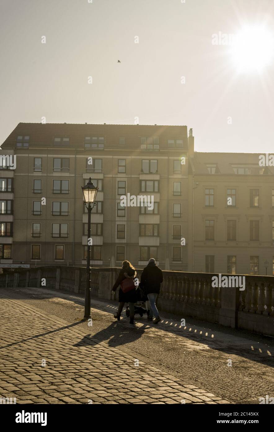 Cold february hi-res stock photography and images - Alamy