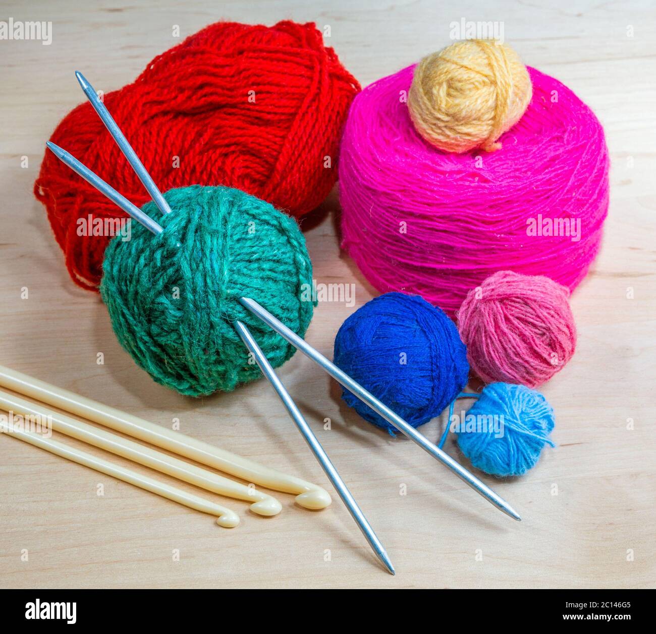 Wool baskets hi-res stock photography and images - Alamy