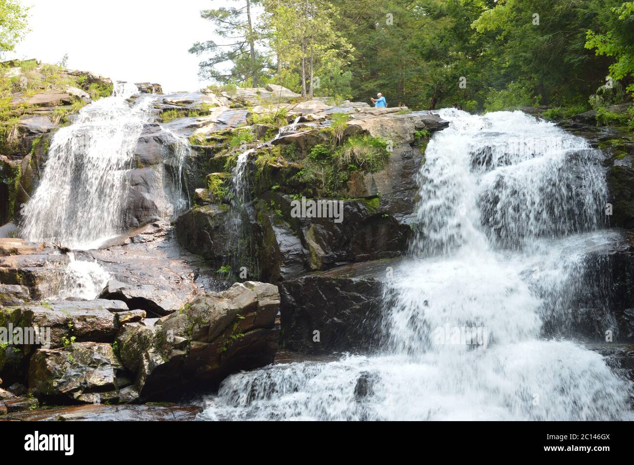Shelving waterfall hi-res stock photography and images - Alamy