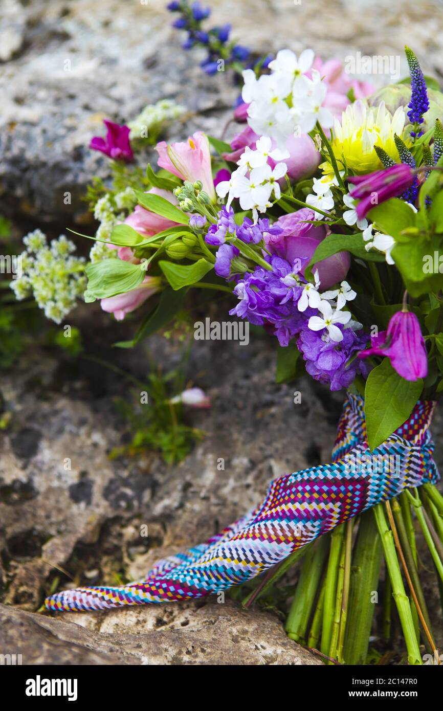 Rustic Wedding bouquet of colorful flowers Stock Photo - Alamy