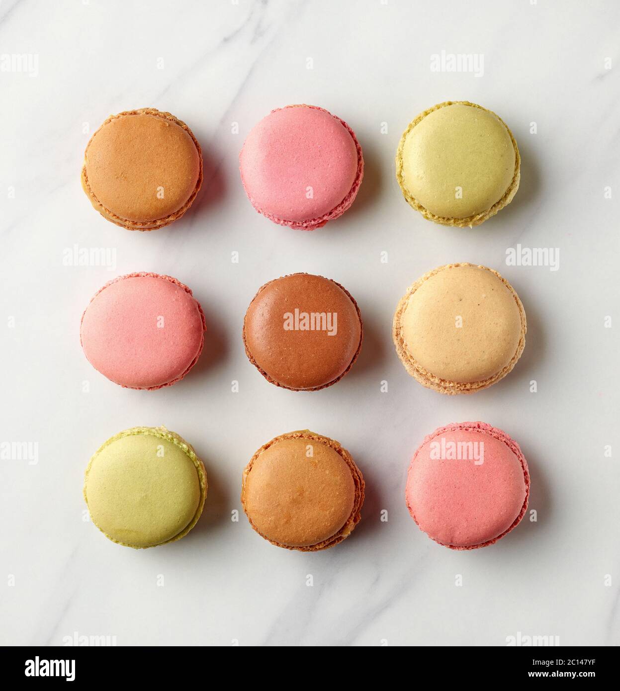 Macaroons top view hi-res stock photography and images - Alamy
