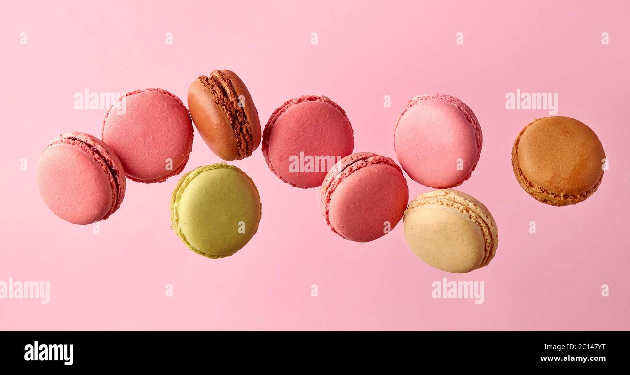 Broken biscuits assorted hi-res stock photography and images - Alamy