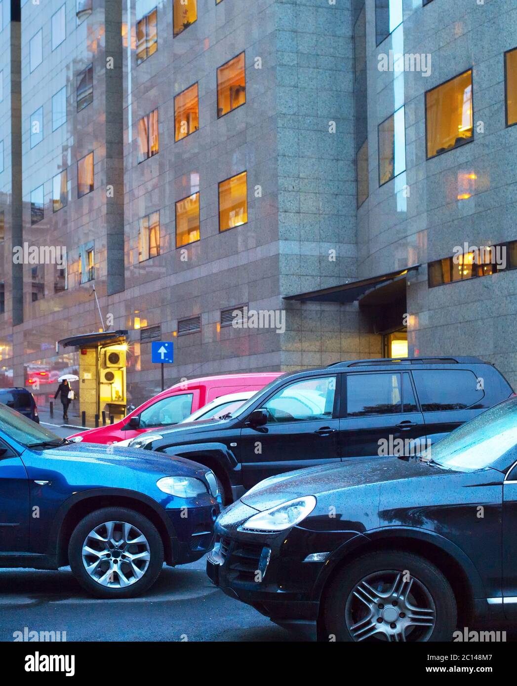 Urban car parking hi-res stock photography and images - Alamy