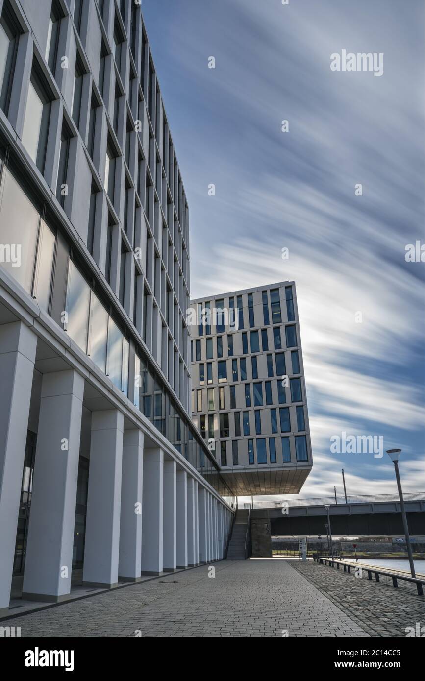 Business premises hi-res stock photography and images - Alamy