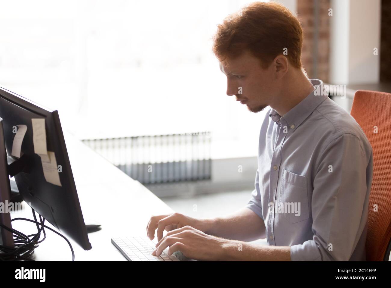 Employee intern office hi-res stock photography and images - Alamy