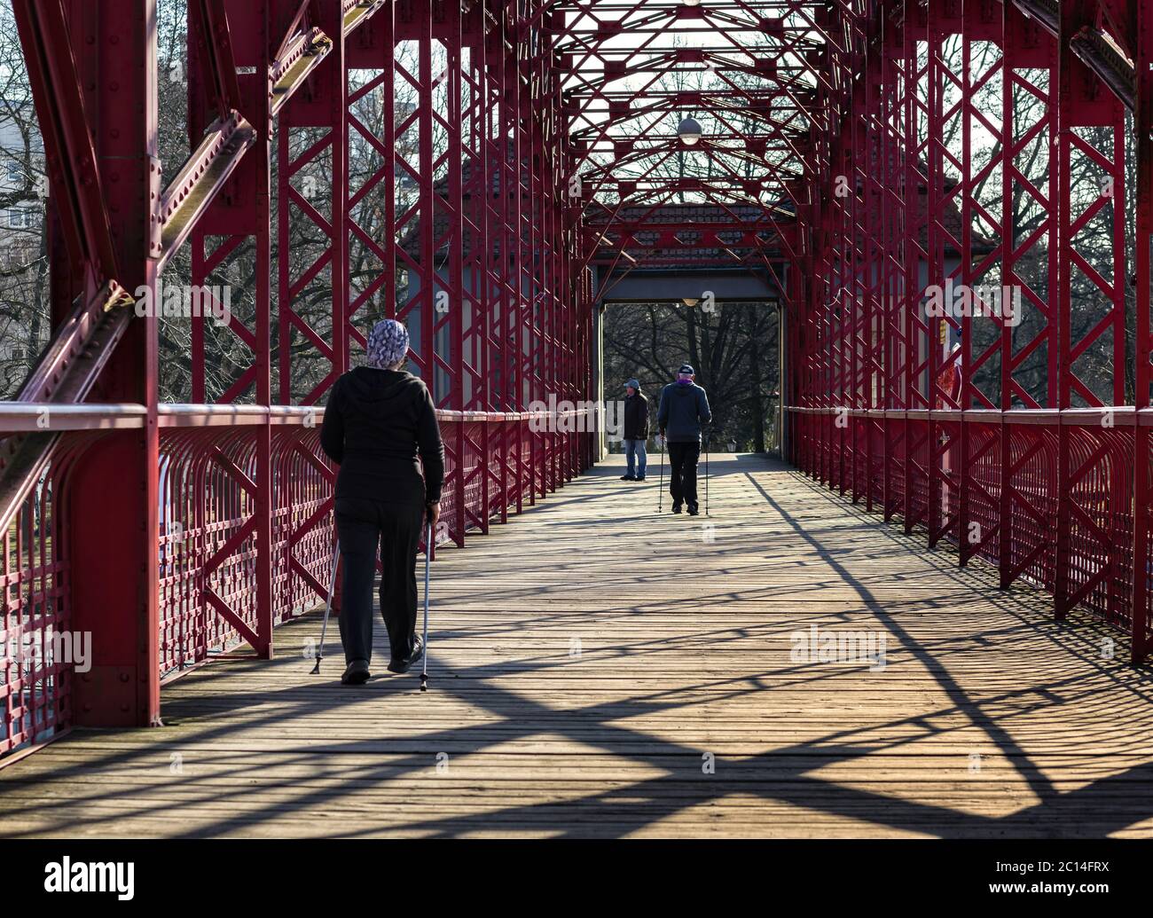 Walking in berlin hi-res stock photography and images - Alamy