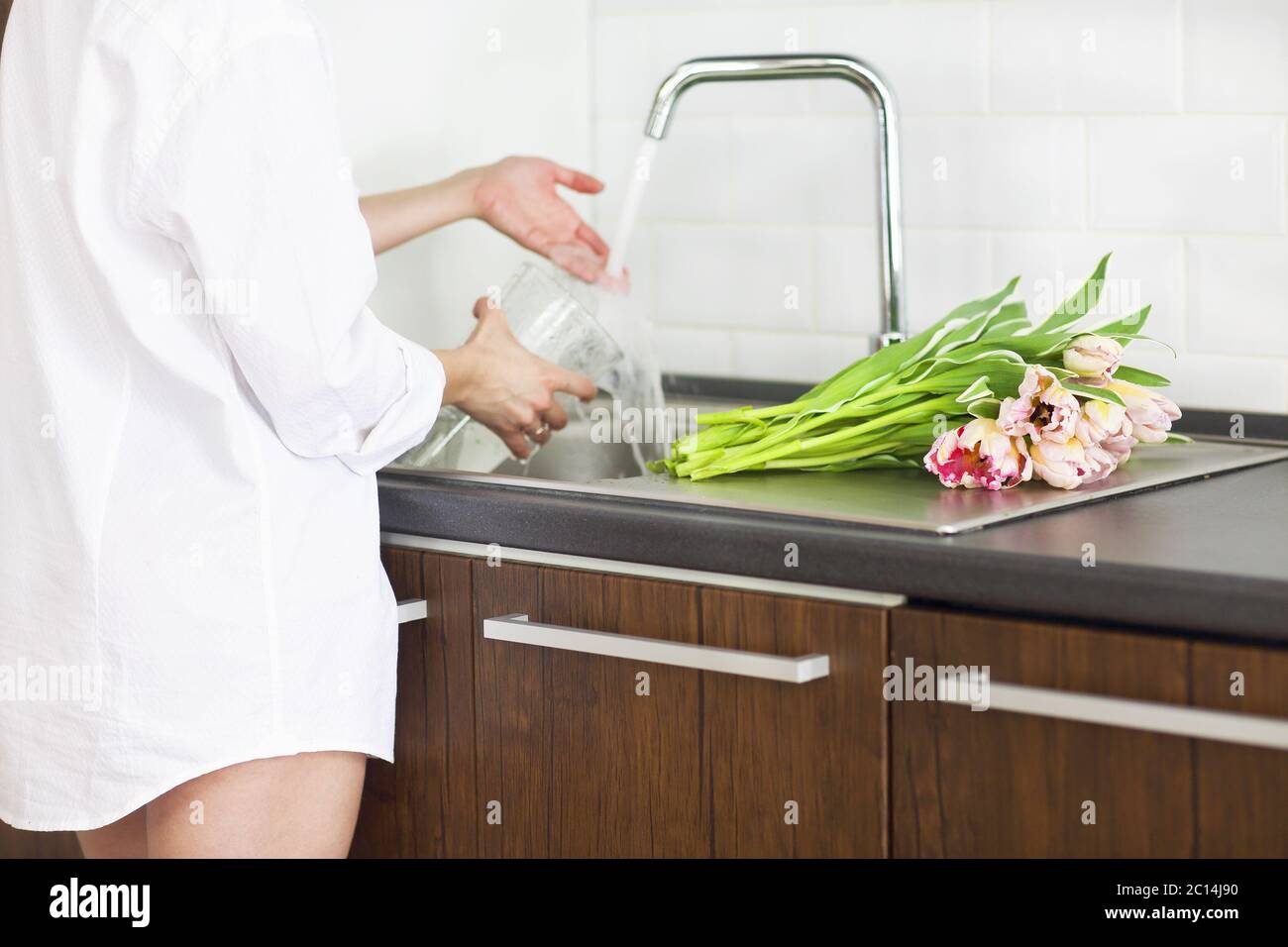 Rinsing water hi-res stock photography and images - Alamy