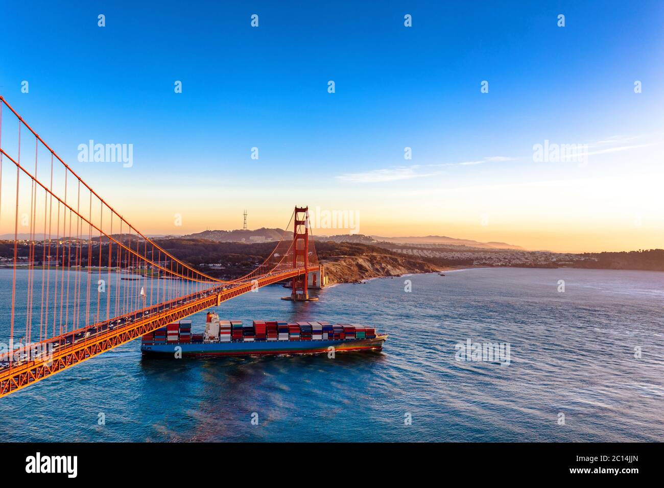 gold gate bridge in blue sky Stock Photo - Alamy