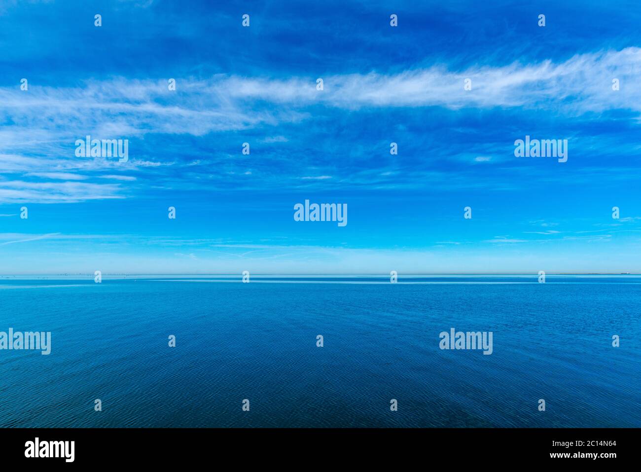 High tide in endless hi-res stock photography and images - Alamy
