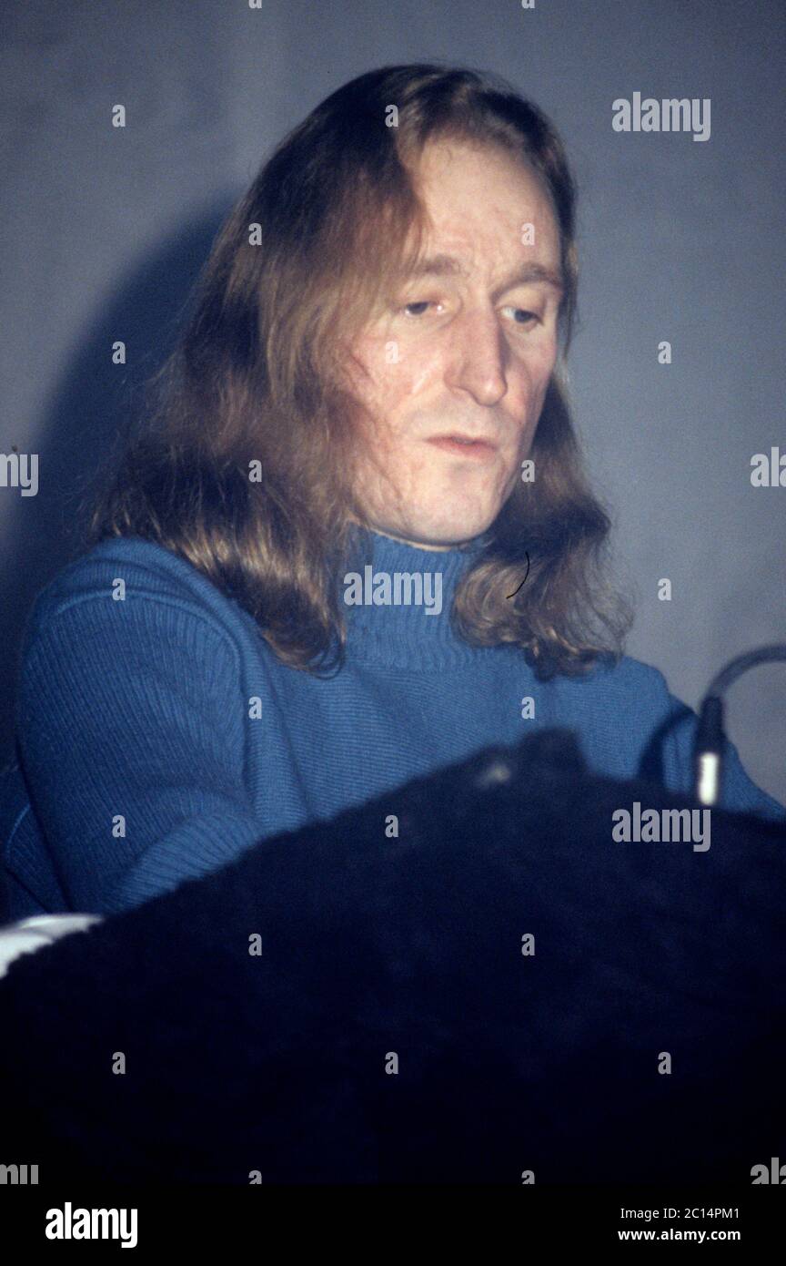 Alan Frost of Wold of Twist live at the Astoria. London, March 27, 1991 ...