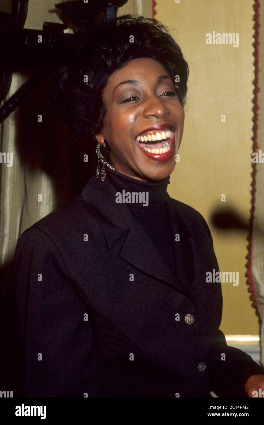 Oleta Adams at a showcase in Searcy's Bar. London, October 23, 1991 ...