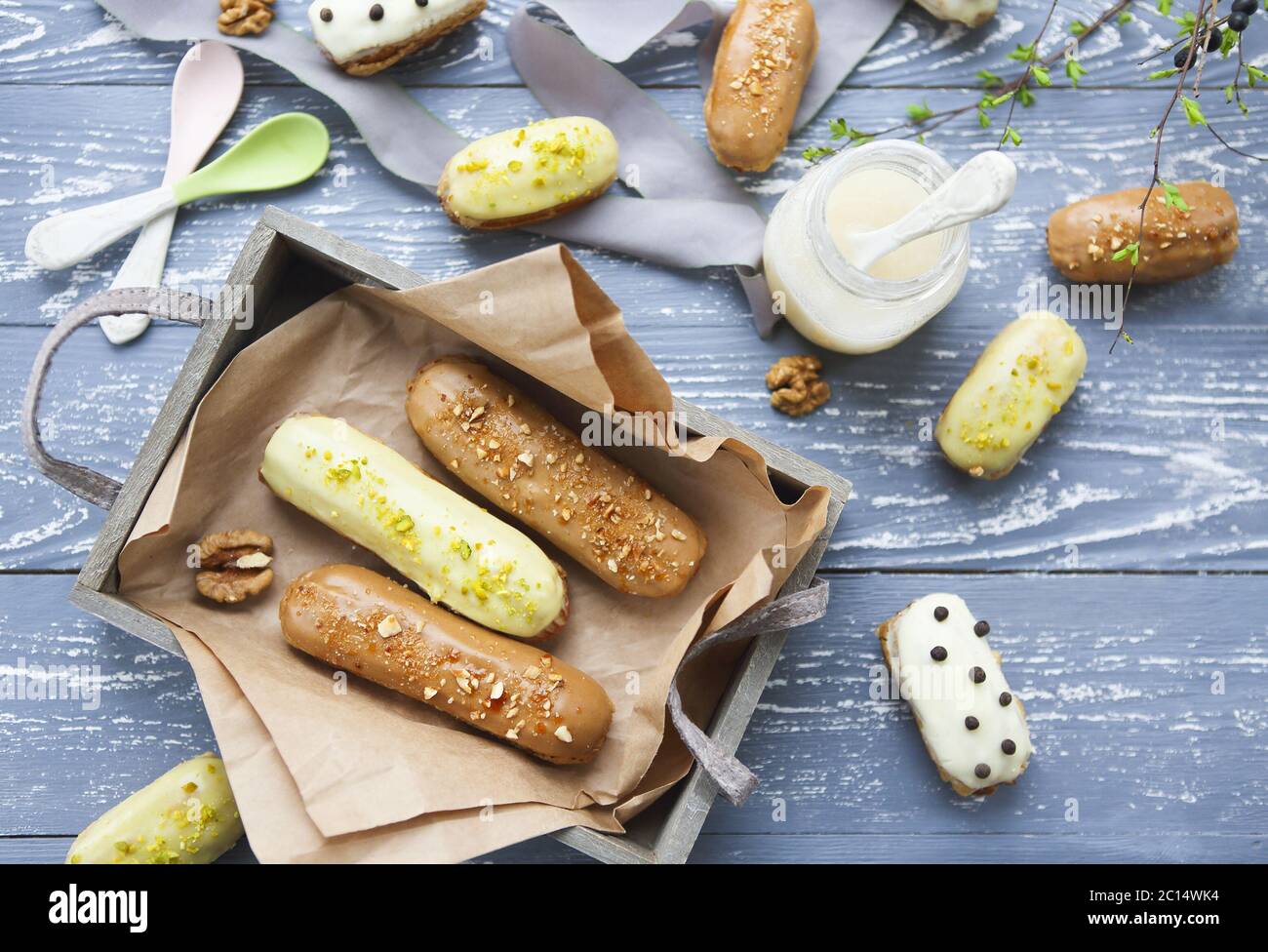 Empty eclairs hi-res stock photography and images - Alamy