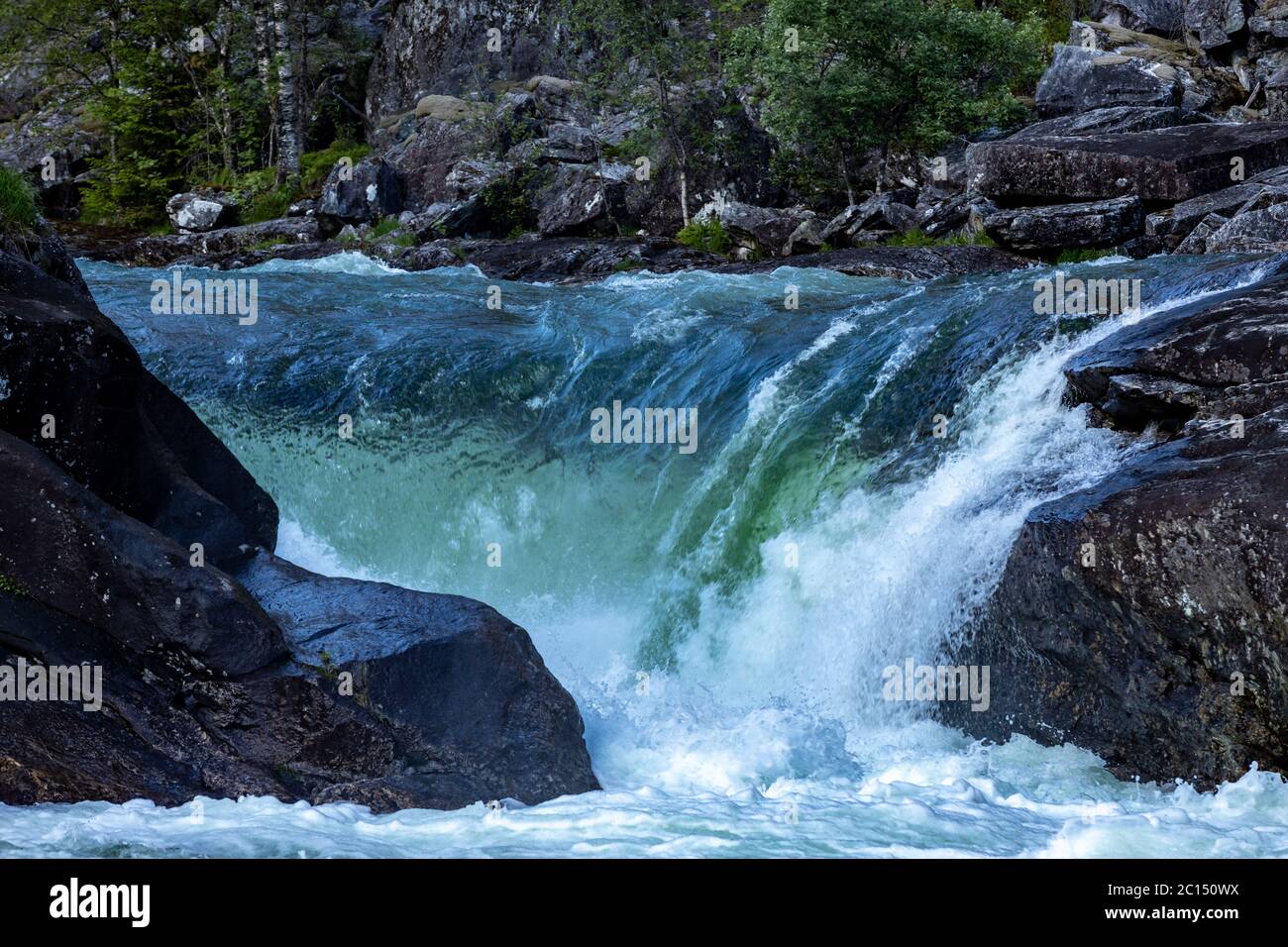 Waterfall clear view hi-res stock photography and images - Alamy