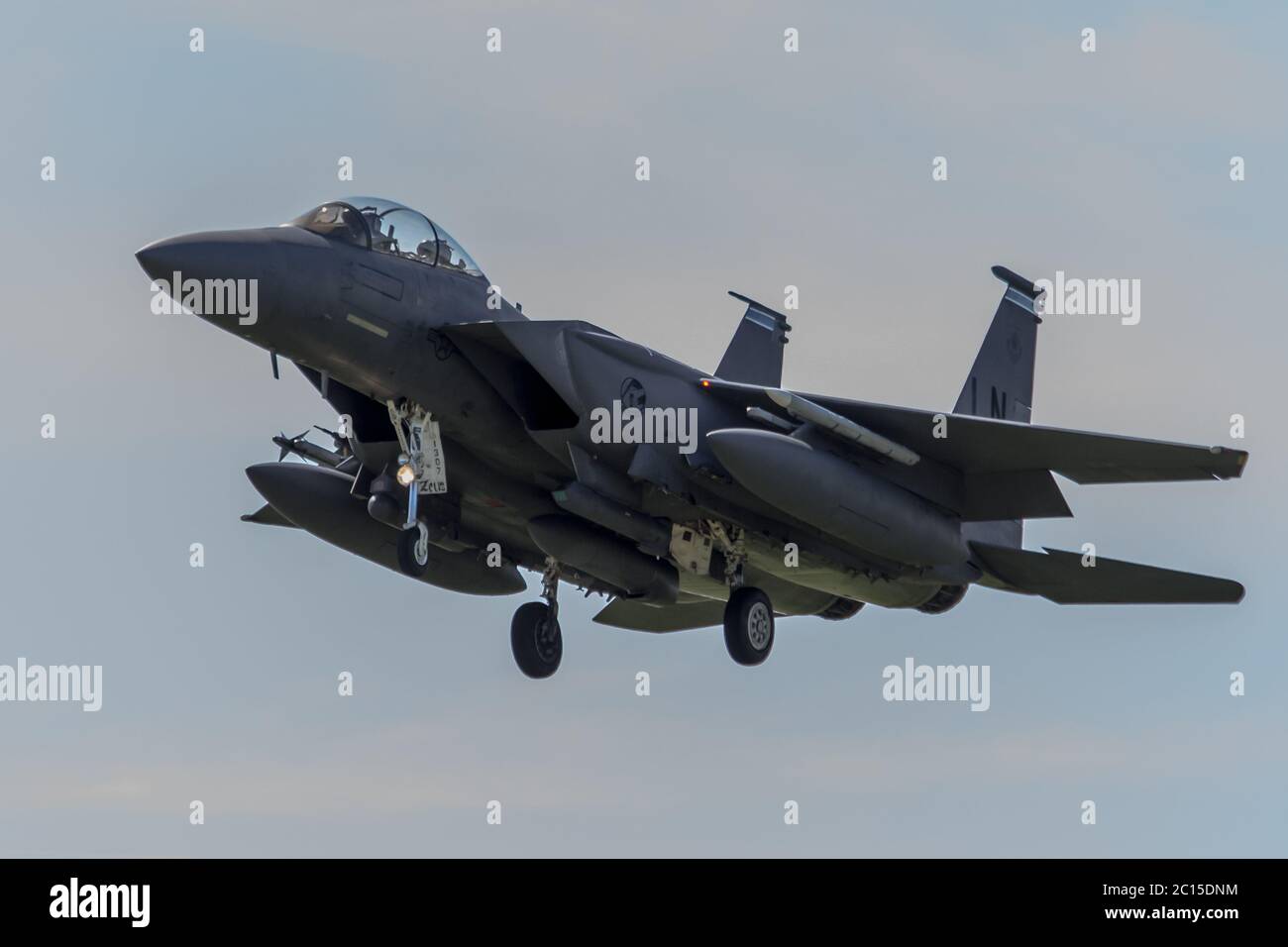 Mcdonnell douglas f 15 strike eagle hi-res stock photography and images ...