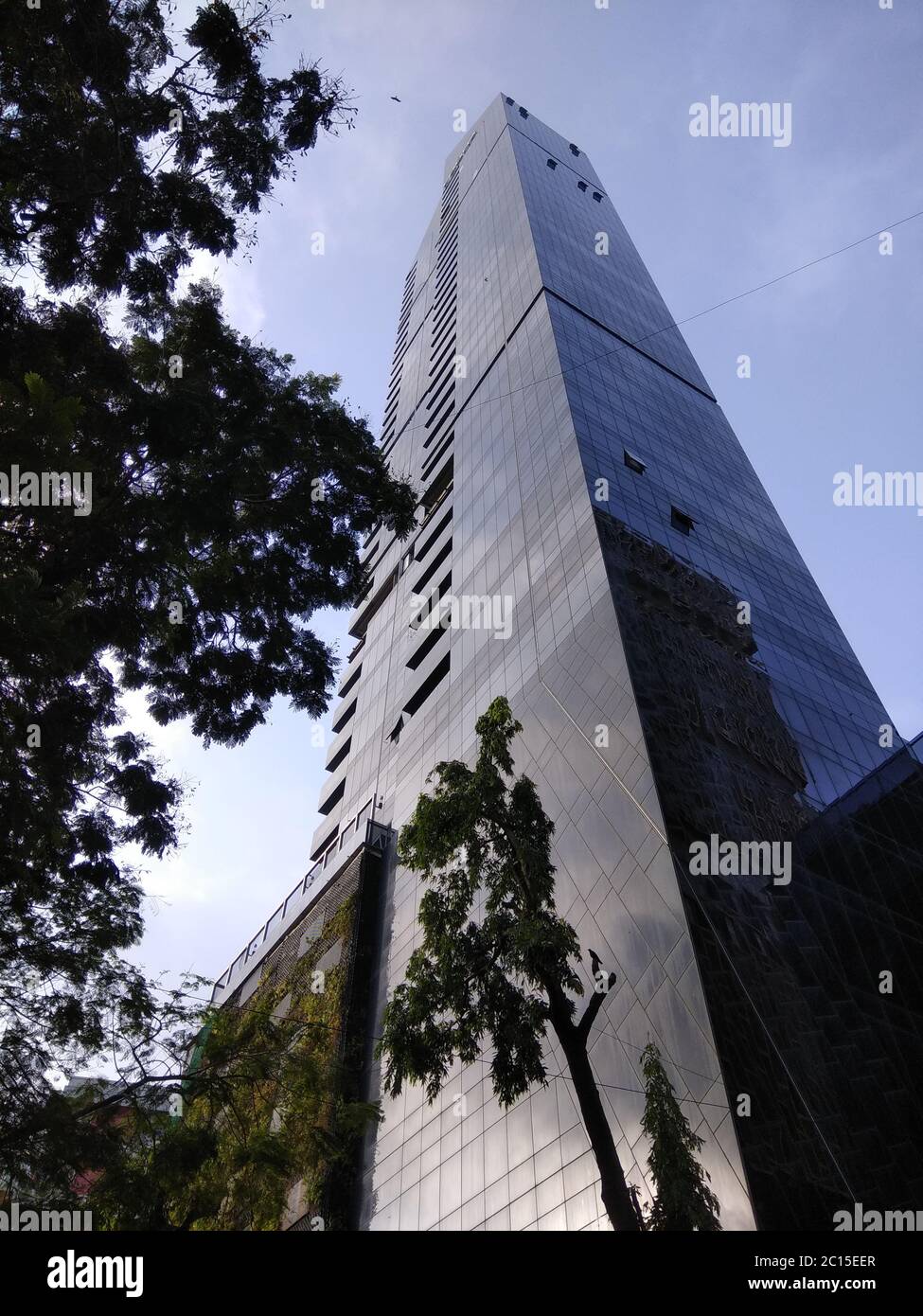 Lodha tower mumbai hi-res stock photography and images - Alamy
