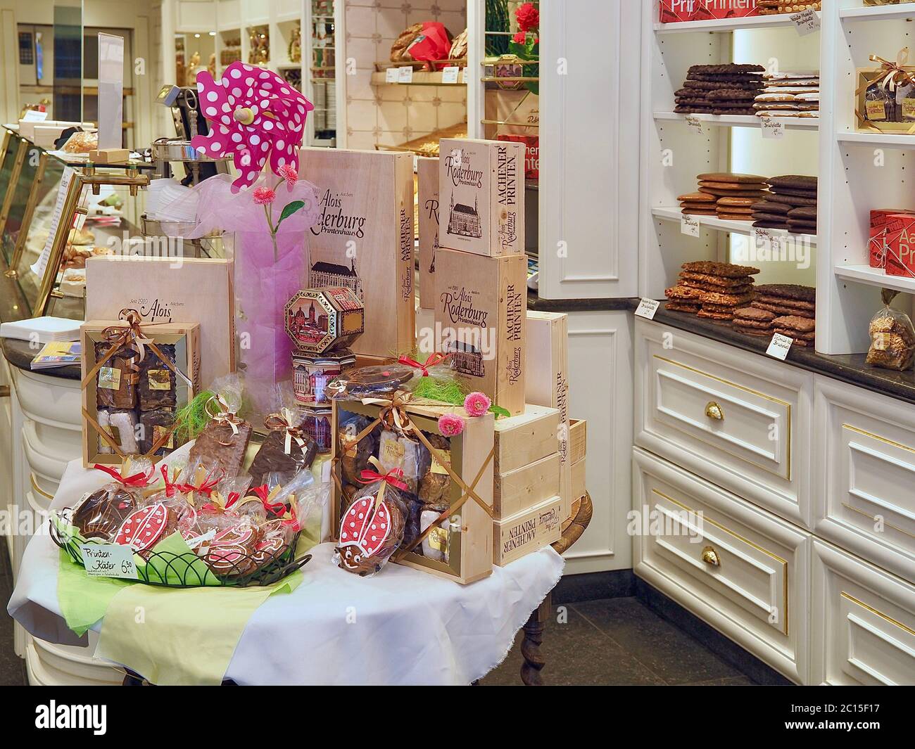 Hand Full Of Sweets High Resolution Stock Photography and Images - Alamy