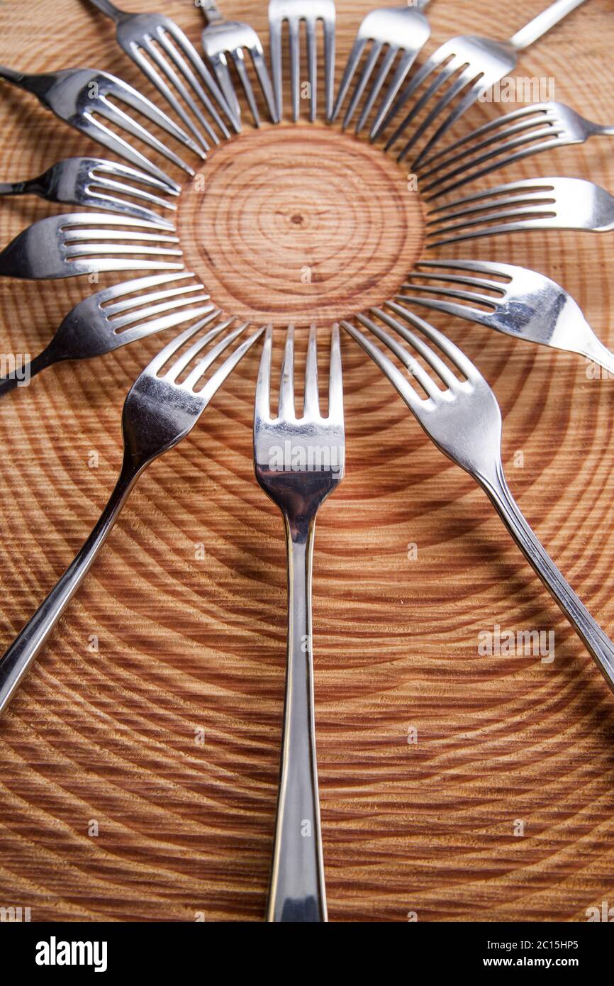 Forks circle hi-res stock photography and images - Alamy