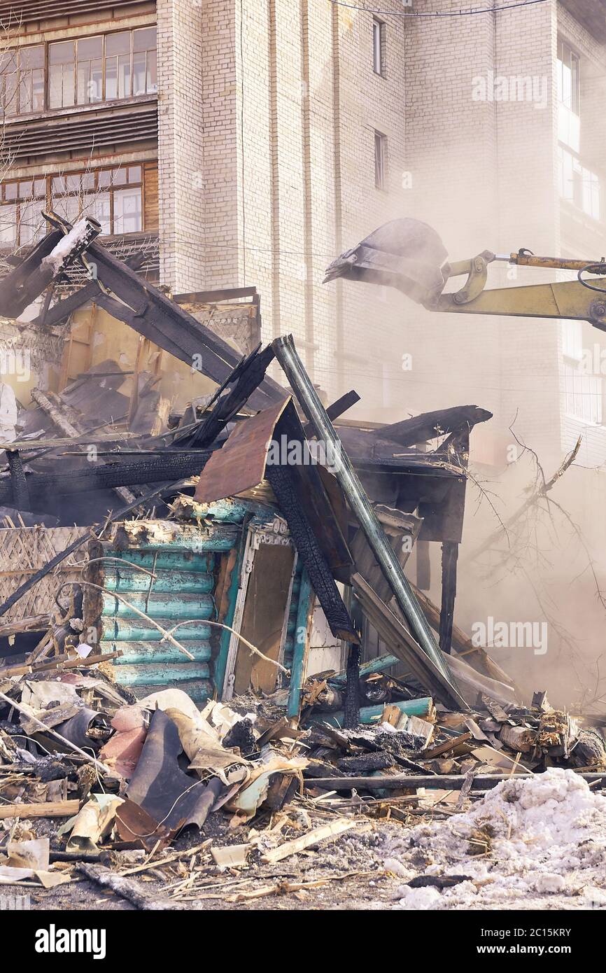 Demolition house asbestos waste hi-res stock photography and images - Alamy