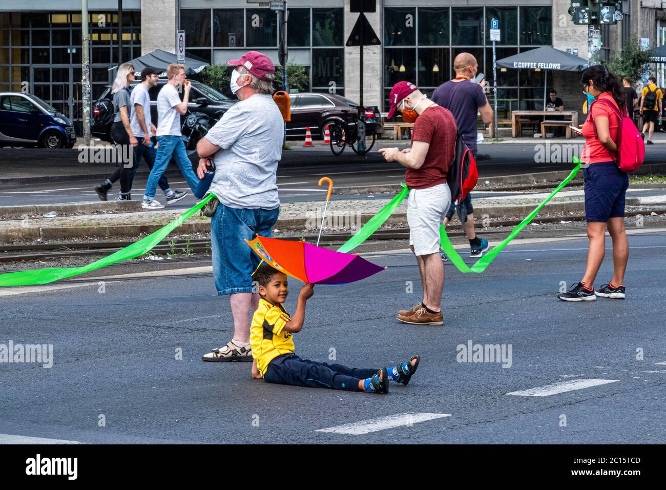 Anti chain protest hi-res stock photography and images - Alamy