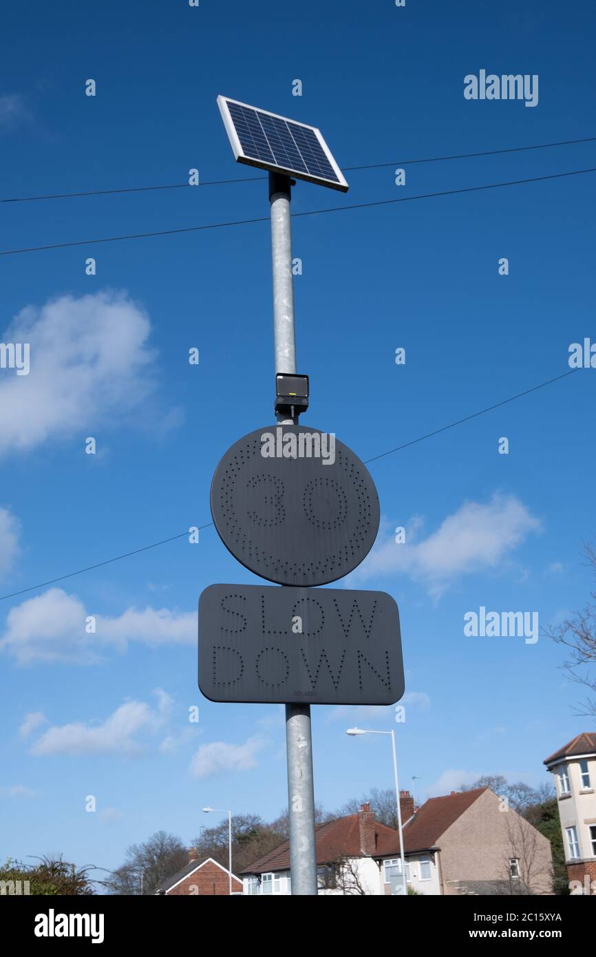Solar powered speed limit sign hi-res stock photography and images - Alamy
