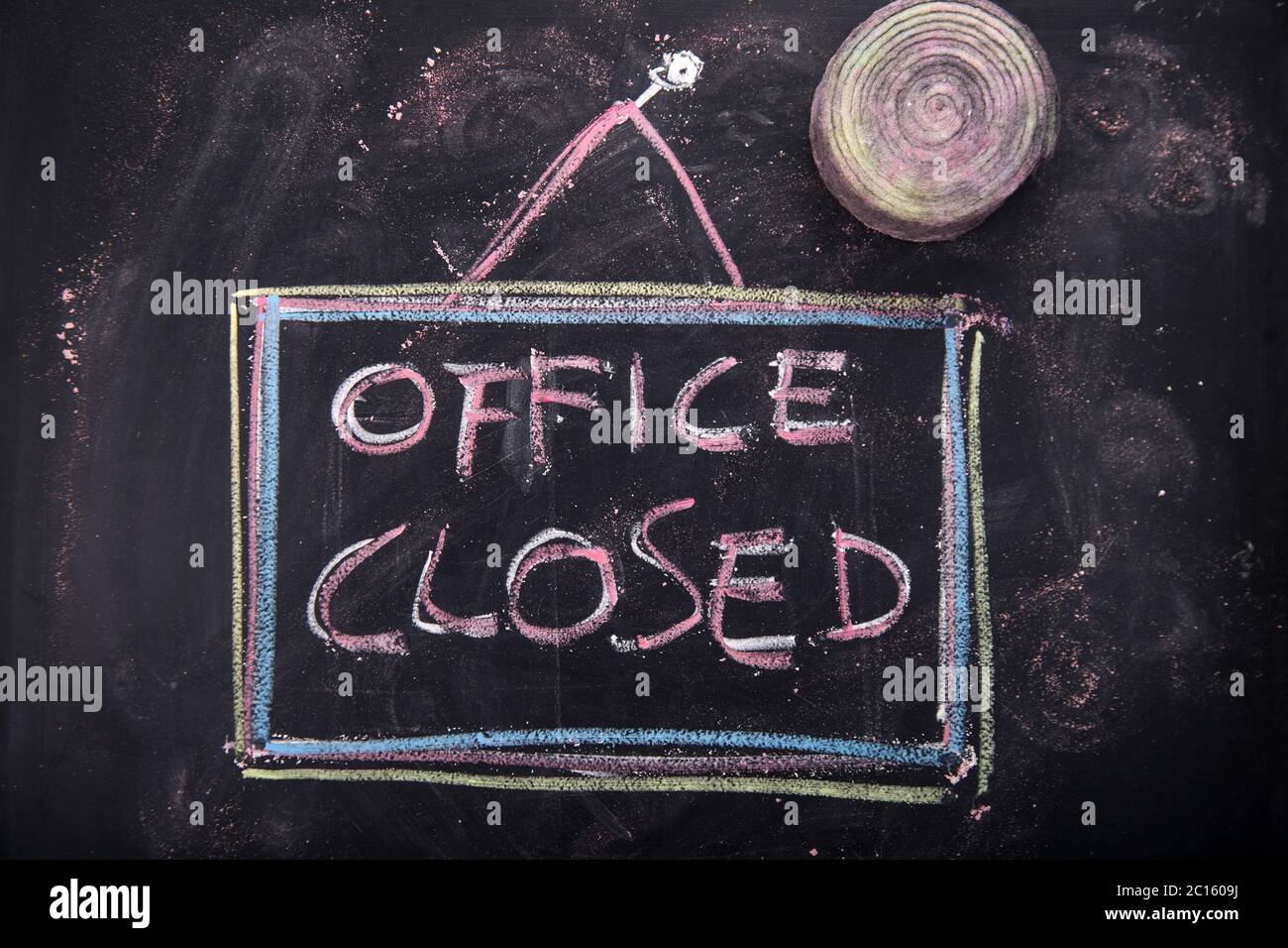 Office closed hi-res stock photography and images - Alamy