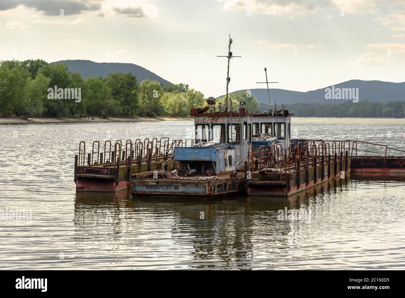 Boat graveyard hi-res stock photography and images - Alamy