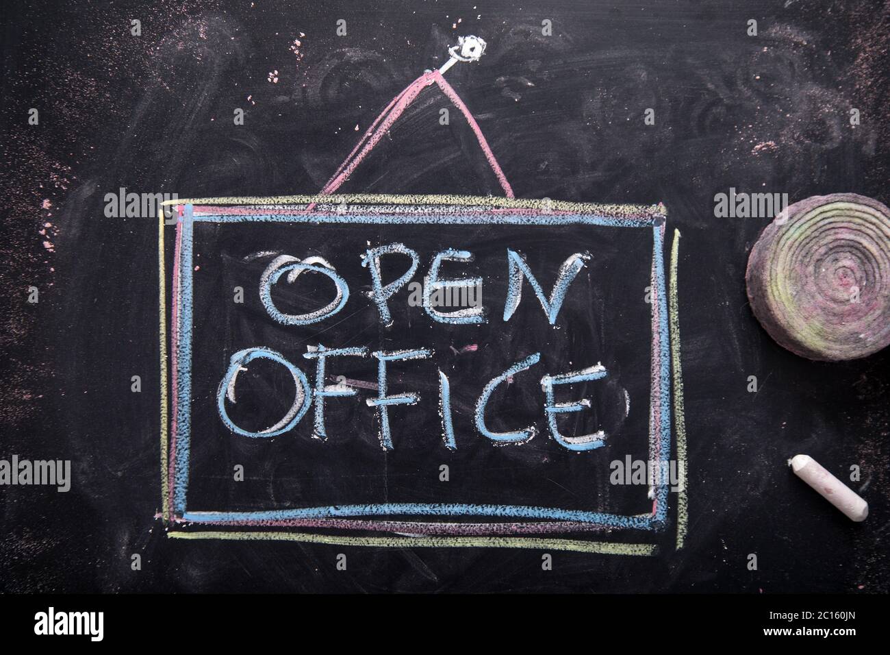 Large open office interior hi-res stock photography and images - Alamy