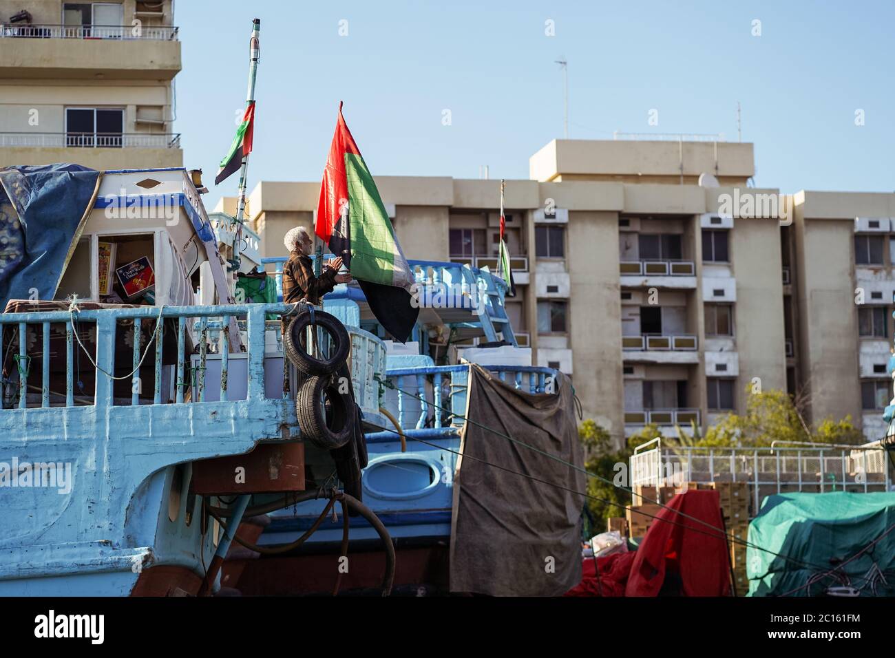 Poverty dubai hi-res stock photography and images - Alamy