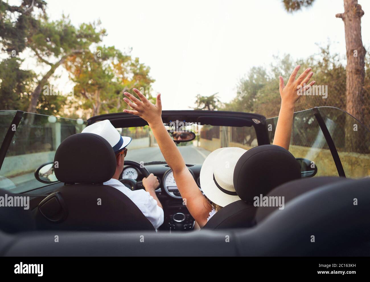 Young couple in sports car hi-res stock photography and images - Alamy