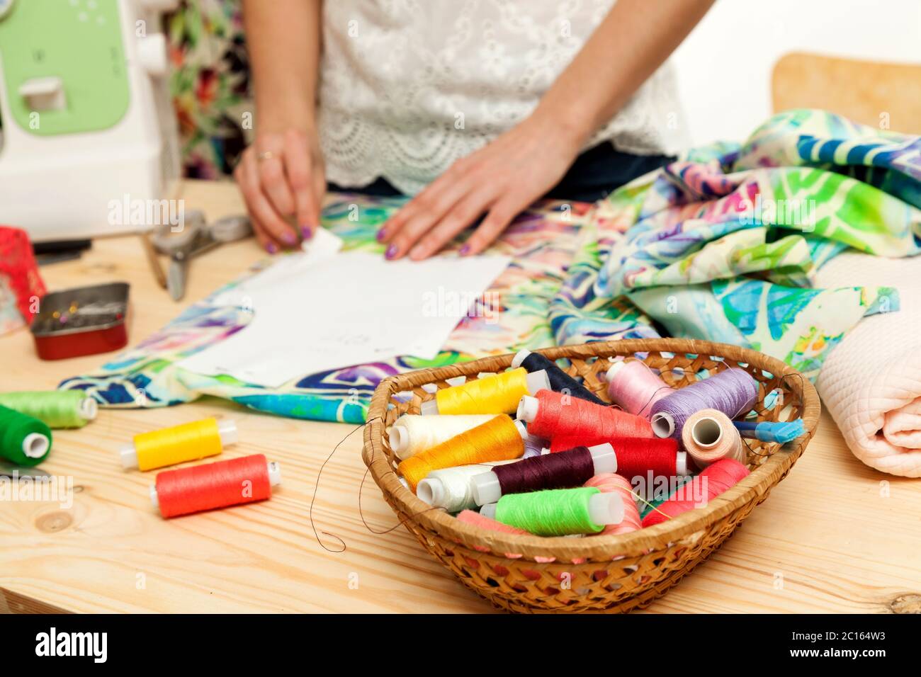 Cutting fabric white background hi-res stock photography and images - Alamy