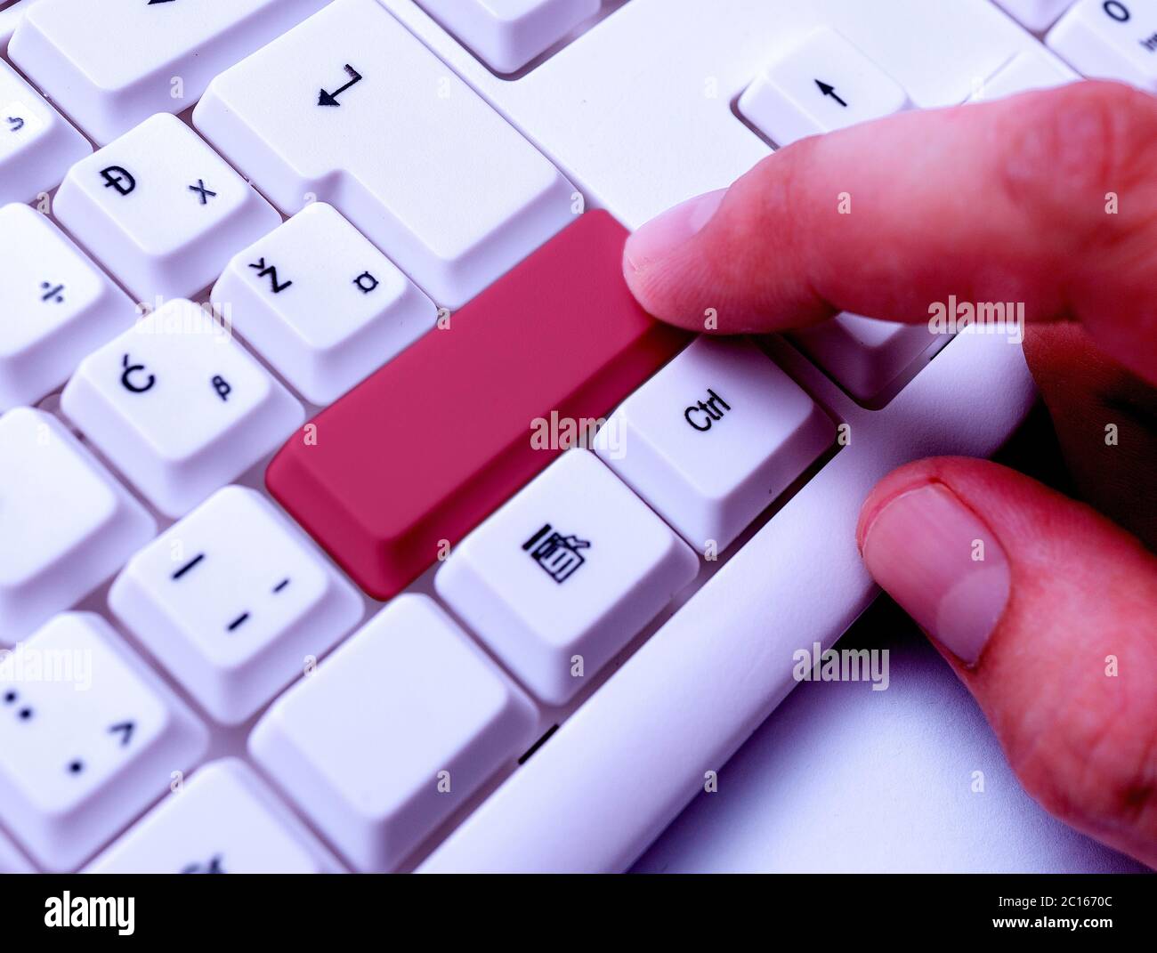 White Pc Keyboard With Empty Note Paper Above White Key Copy Space ...