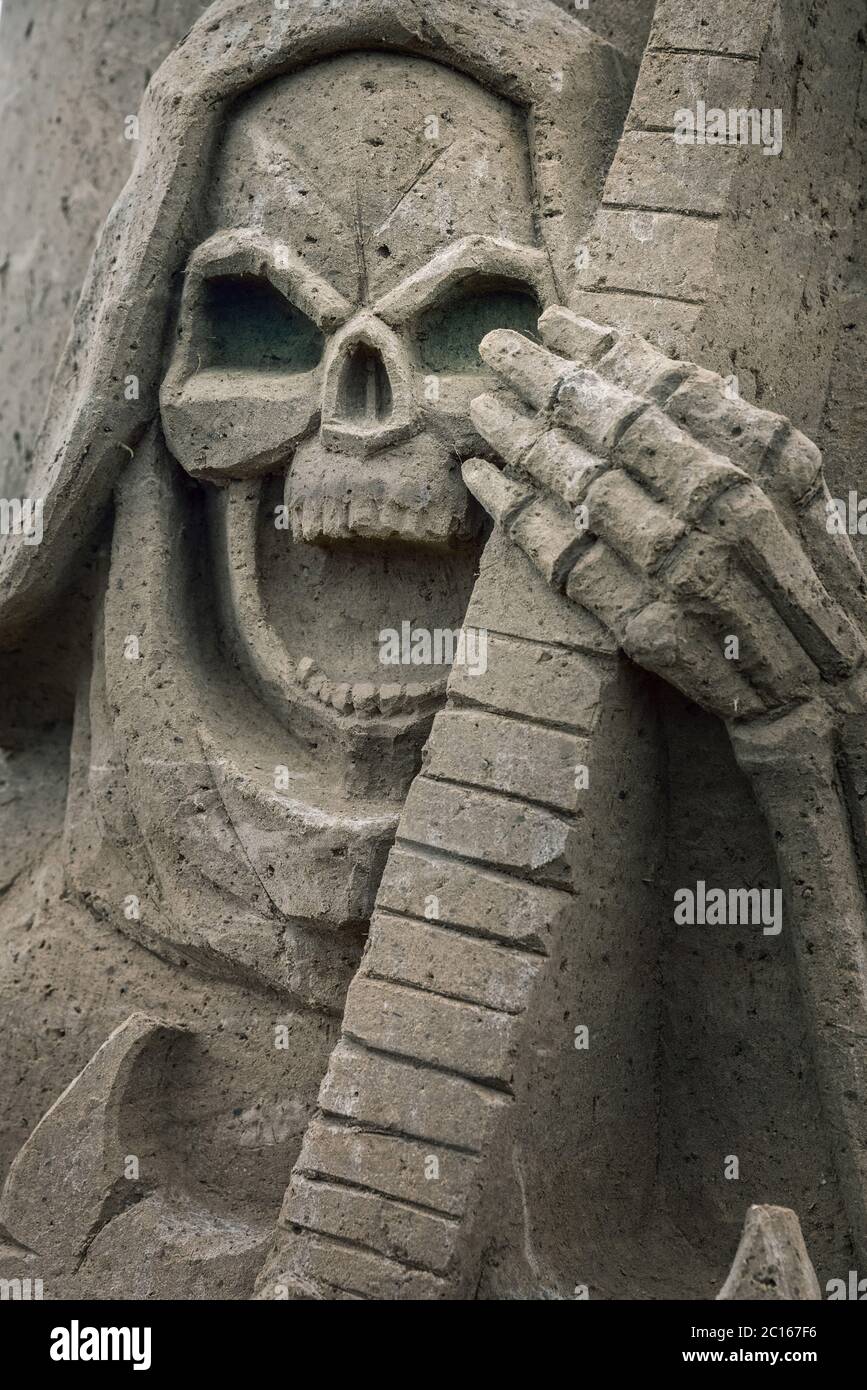 Horror music hi-res stock photography and images - Alamy