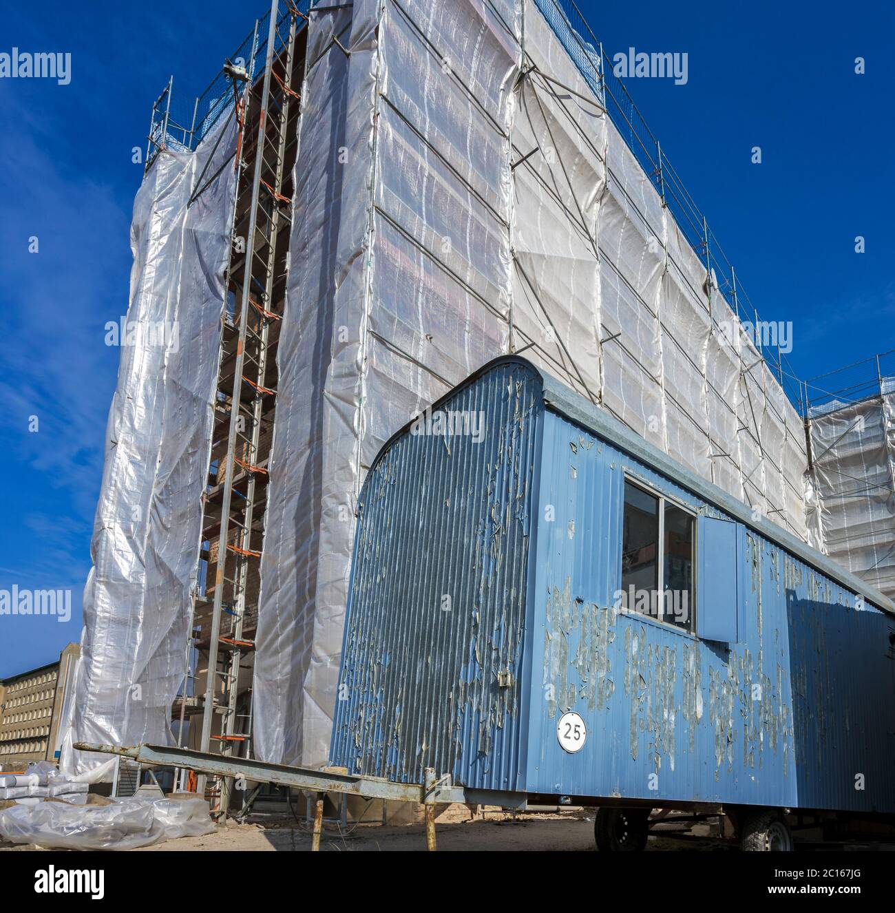 Construction wagon hi-res stock photography and images - Alamy
