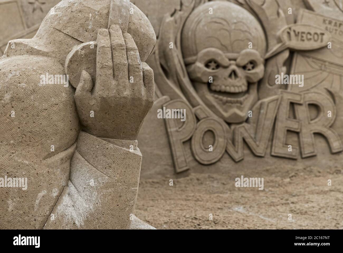 Power pop hi-res stock photography and images - Alamy