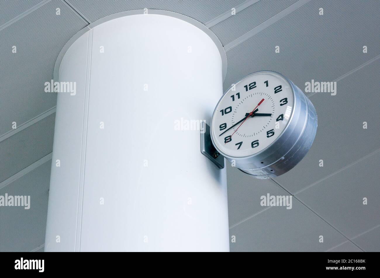 International clock hi-res stock photography and images - Alamy