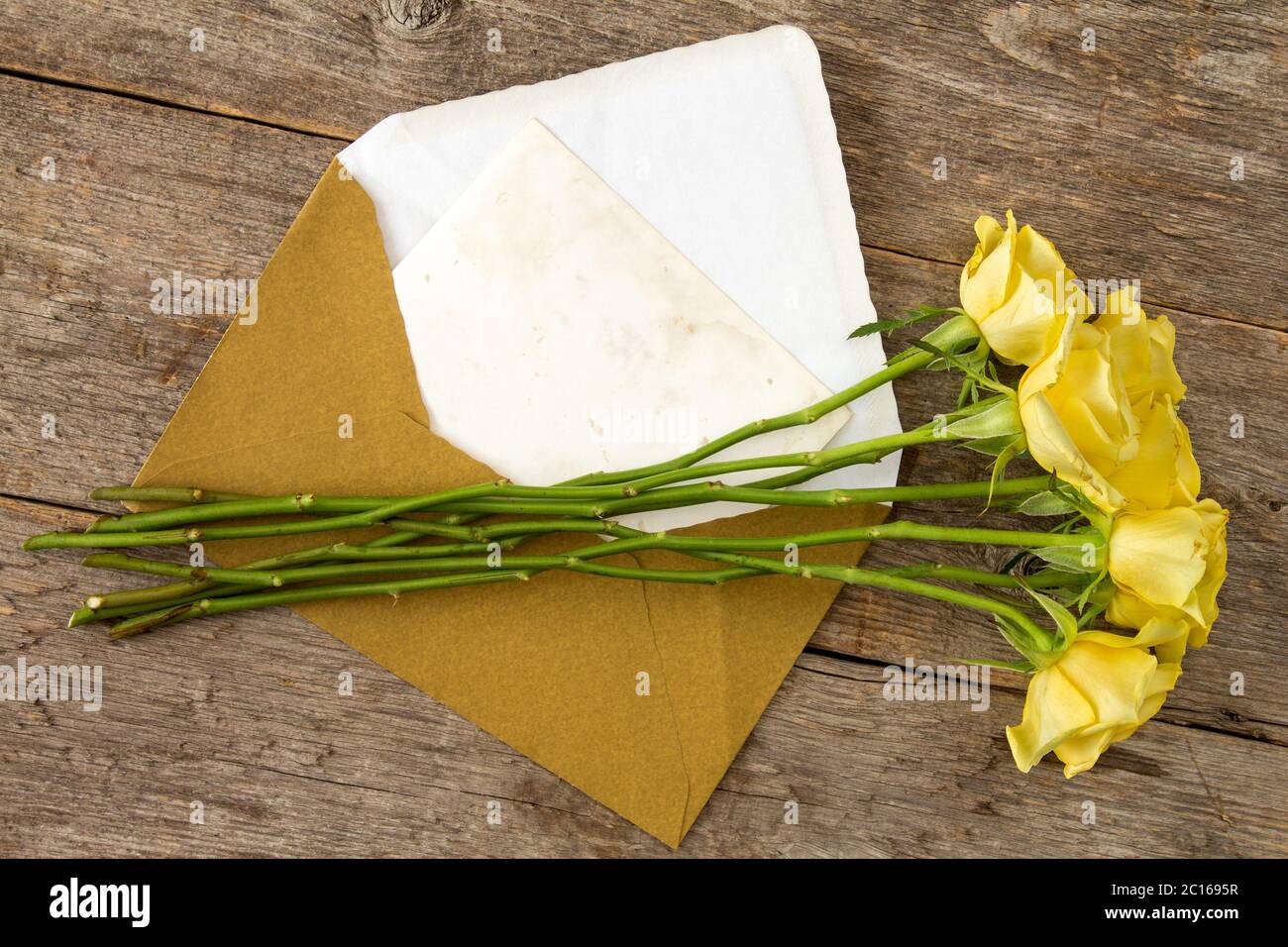 Romantic letter bouquet hi-res stock photography and images - Alamy
