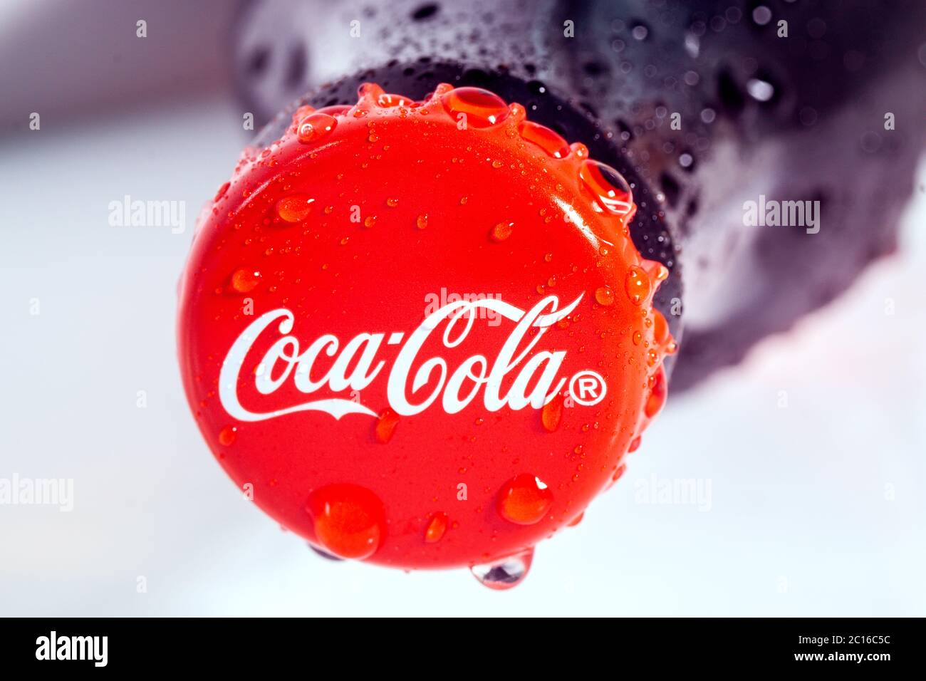 Coca cola can top hi-res stock photography and images - Alamy