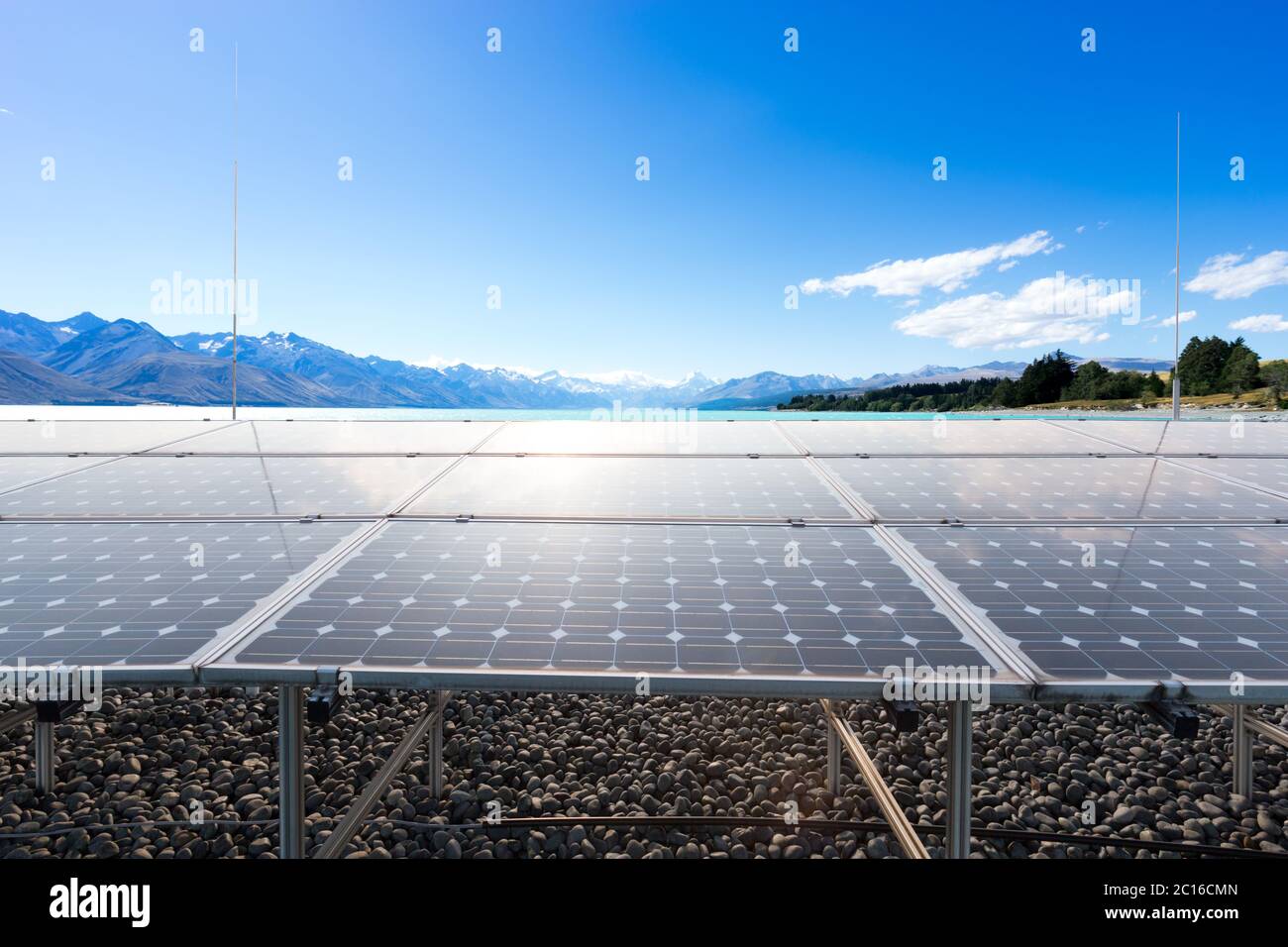 Sea solar power plant hi-res stock photography and images - Alamy