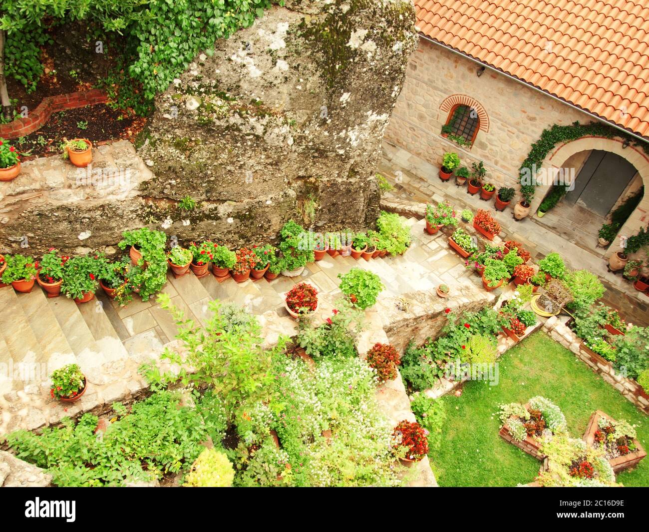 Garden entrance holy hi-res stock photography and images - Alamy