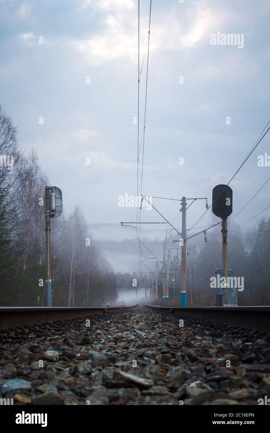 Foggy railway line hi-res stock photography and images - Alamy