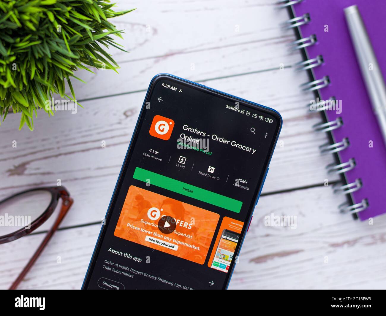 Grofers logo hi-res stock photography and images - Alamy