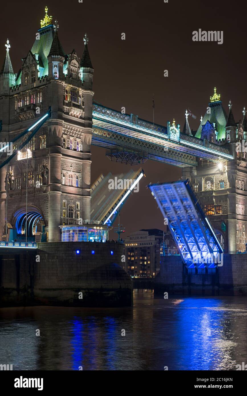 Tower Bridge opening at night, London, England, UK Stock Photo - Alamy