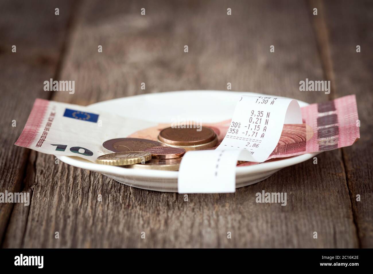 Bill plate hi-res stock photography and images - Alamy