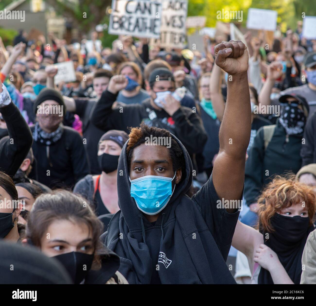 Protest crowd fists hi-res stock photography and images - Alamy