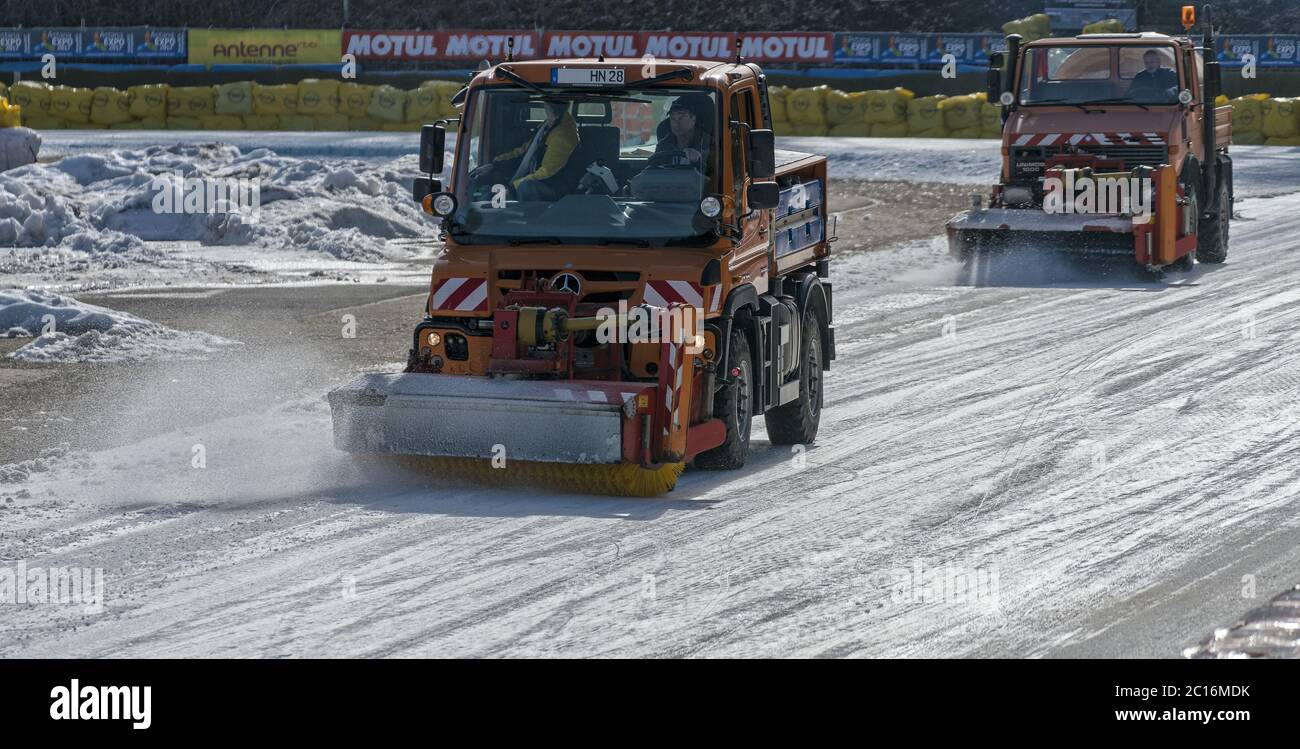 Road maintenance hi-res stock photography and images - Alamy