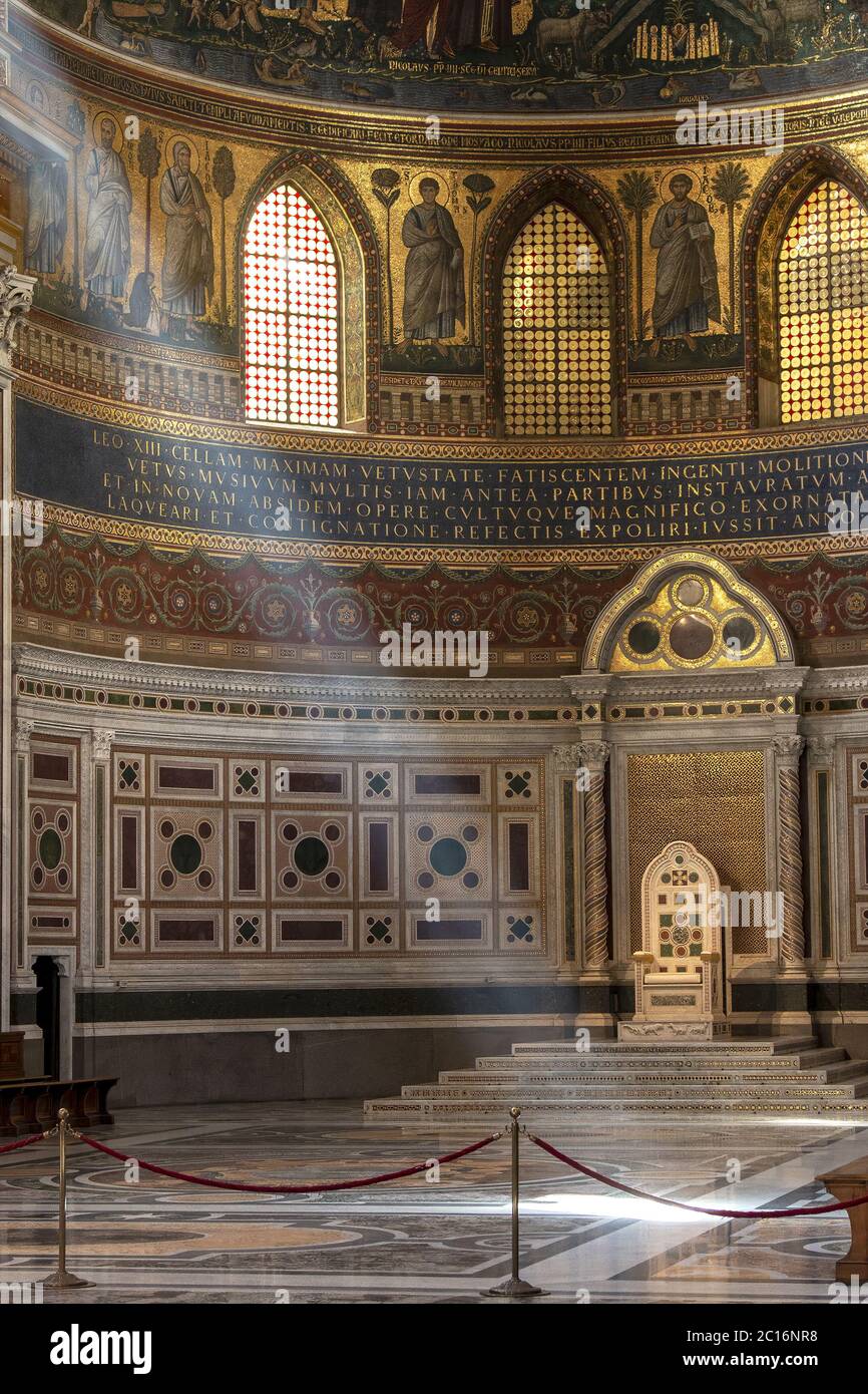 The papal chair inside the Basilica of St. John Lateran in Rome Stock ...