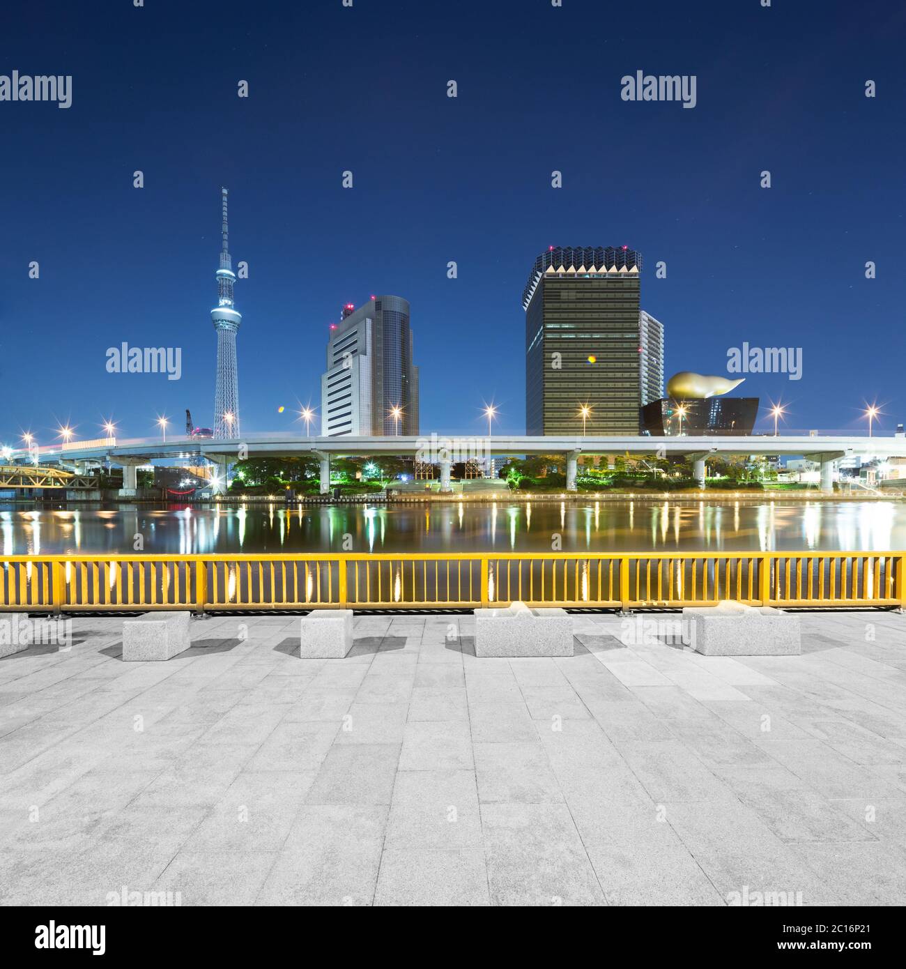 empty floor with cityscape of tokyo at night Stock Photo - Alamy