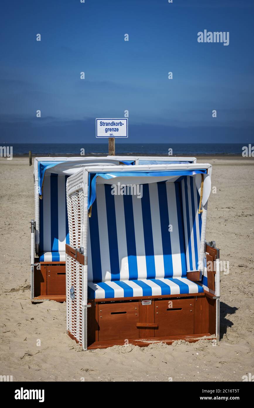 Beach chair border Stock Photo - Alamy