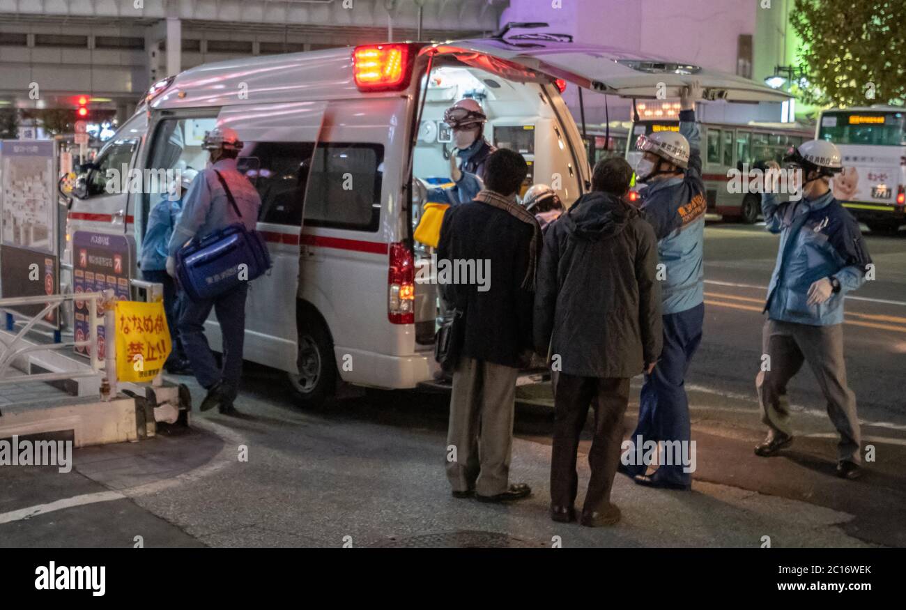 Ambulance japan hi-res stock photography and images - Alamy