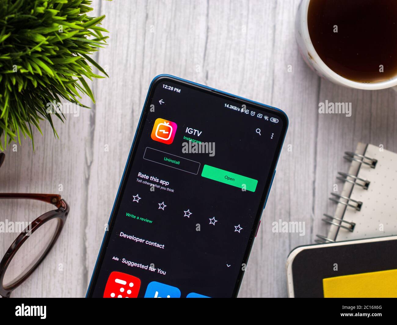Instagram igtv icon hi-res stock photography and images - Alamy